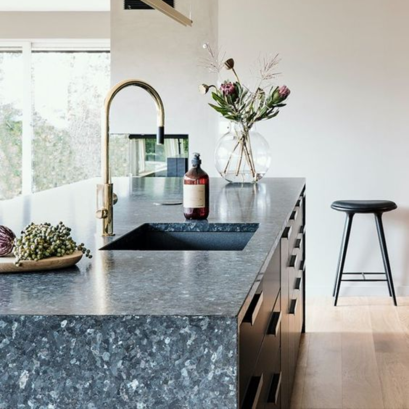 Emerald Pearl 20mm | Bänkskiva granit| kitchens.se
