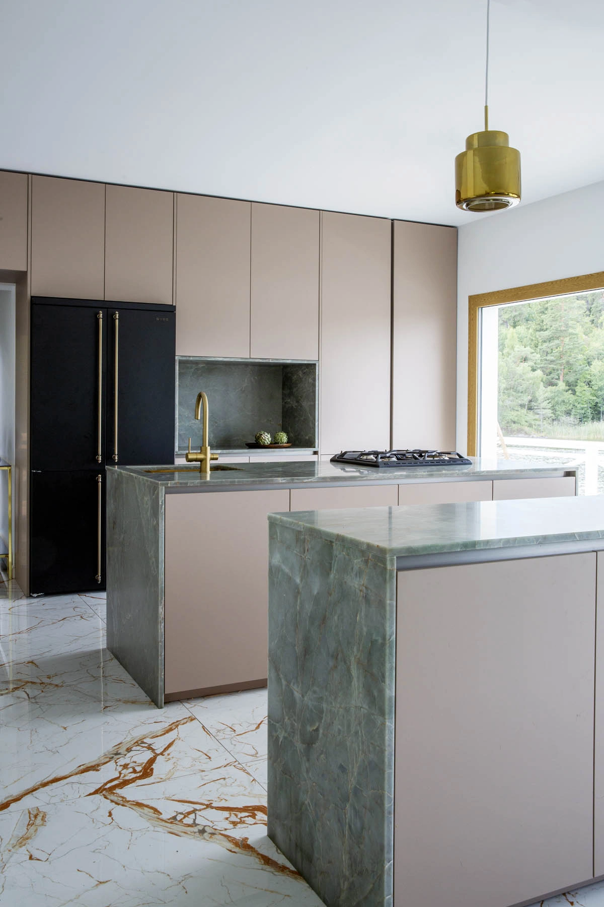 J´Adore Quartsite 20mm | Bänkskiva kvartsit | kitchens.se